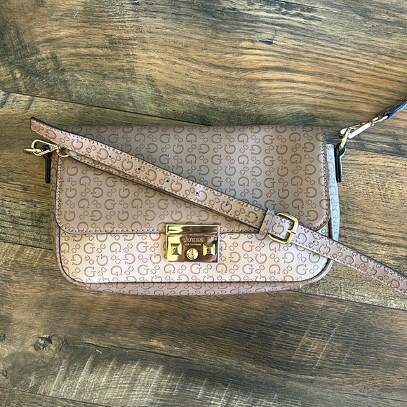 Guess | Bags | Guess Logo Colorblock Flap Shoulder Bag With Crossbody Strap | Poshmark